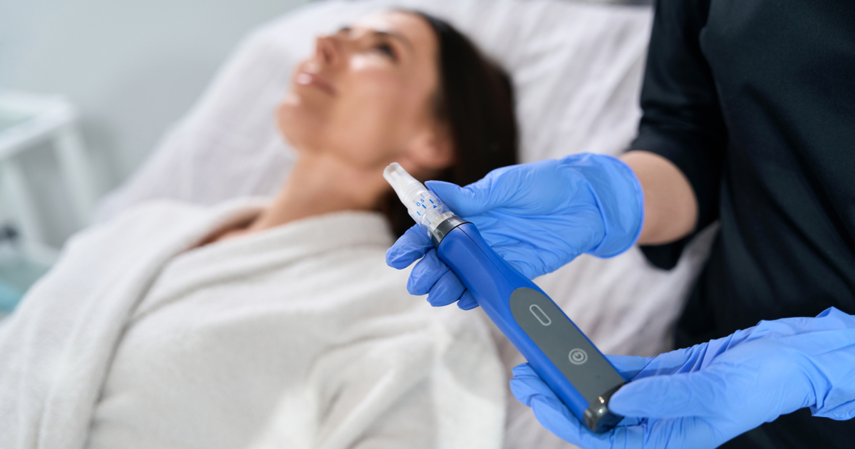 Micro Needling | Dermal Needling | R Clinic